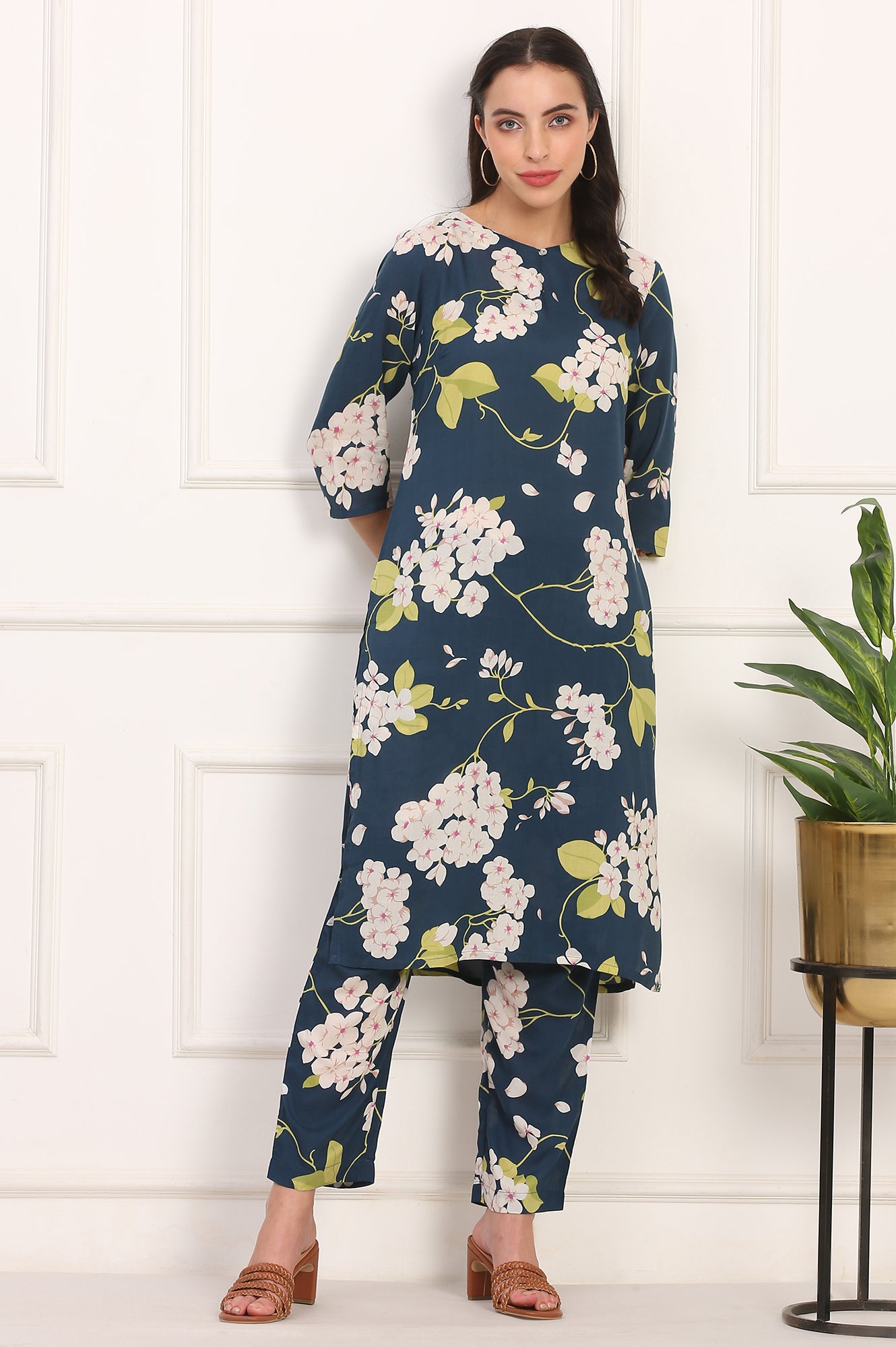 Buy Navy Blue Floral Printed Straight Pure Cotton Kurta and Straight ...